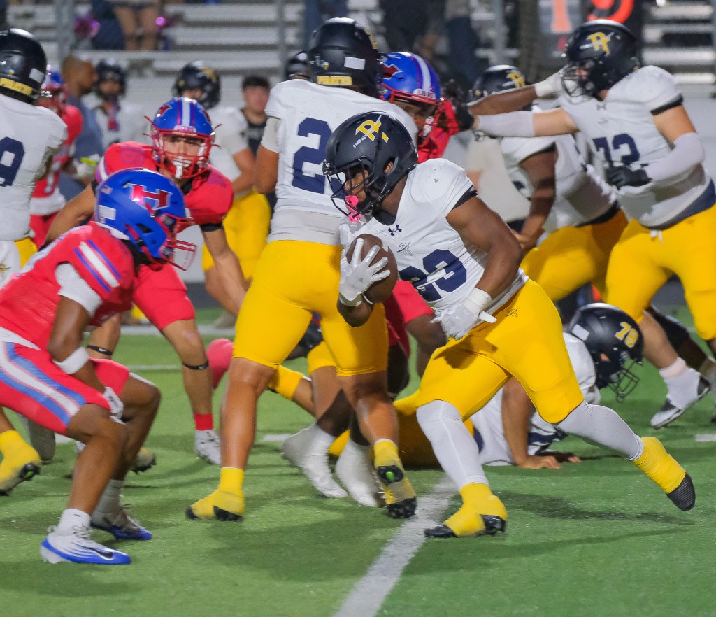 Football: Pine Tree powers past Henderson, 49-21 | The Henderson News