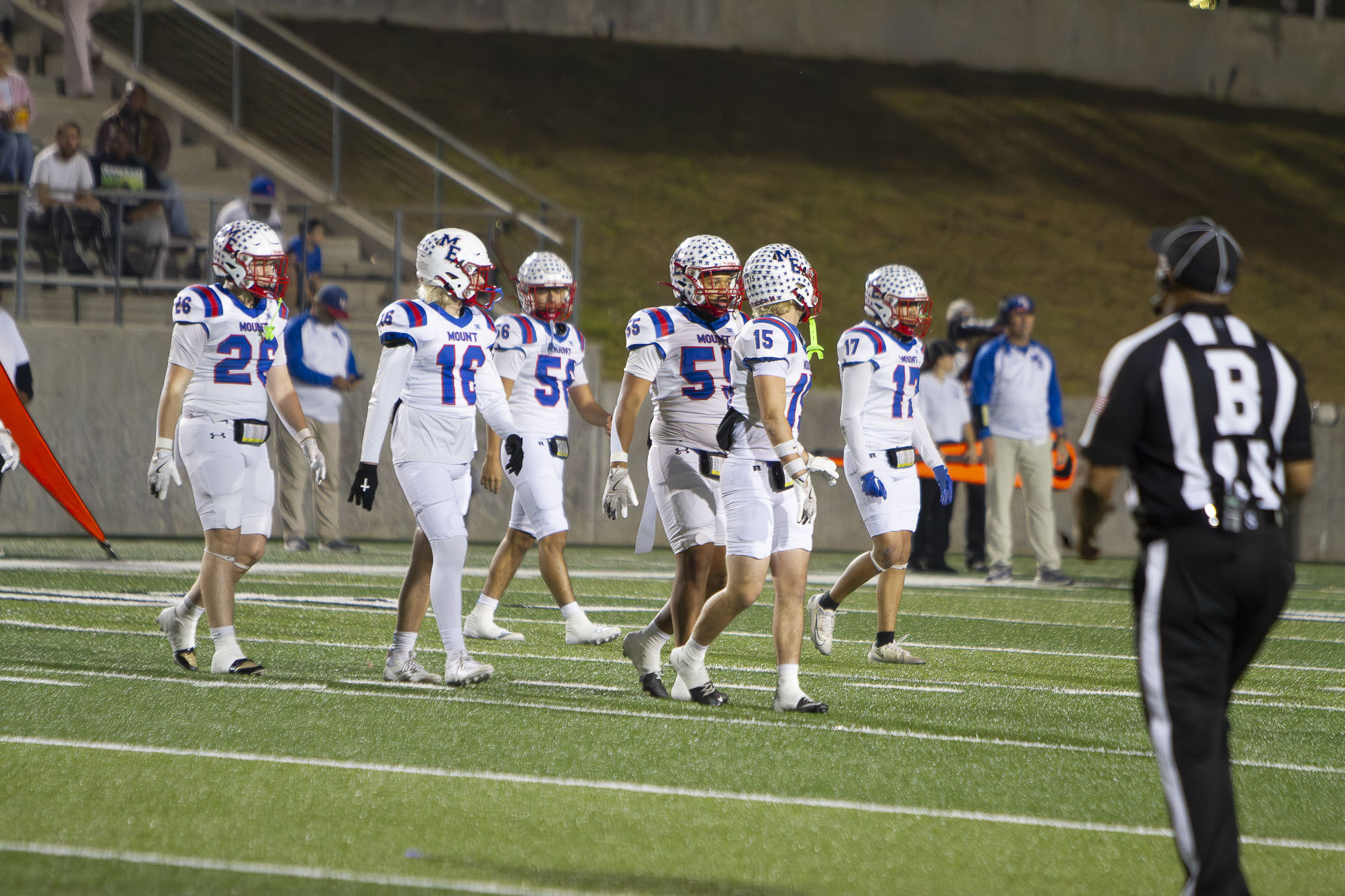 Ash sets new Texas career rushing mark as Mt. Enterprise falls to ...